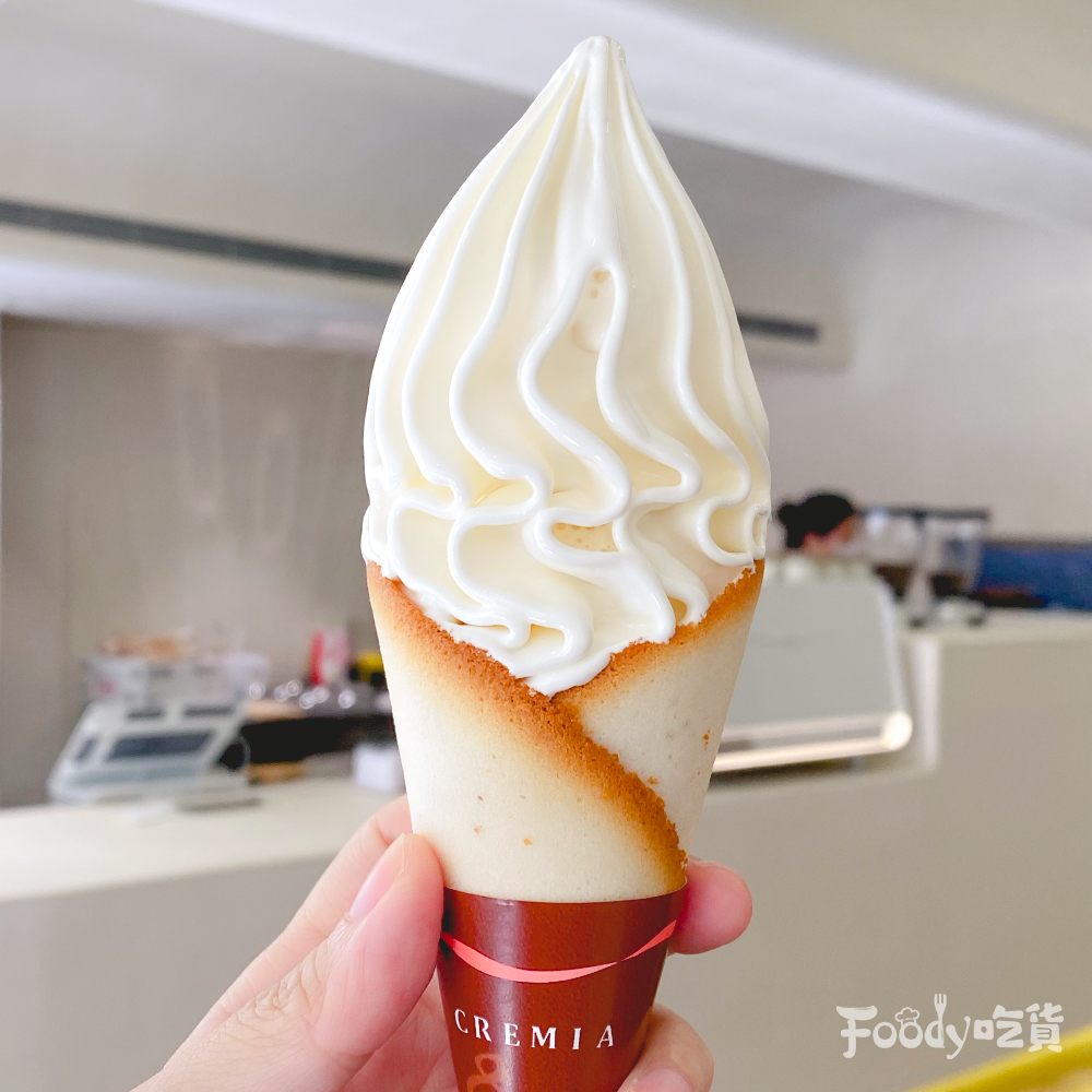 【台北】吃過就回不去！ 日本神級霜淇淋「CREMIA」登台 「北海道乳源＋貓舌餅乾甜筒」這裡吃！ - Foody 吃貨